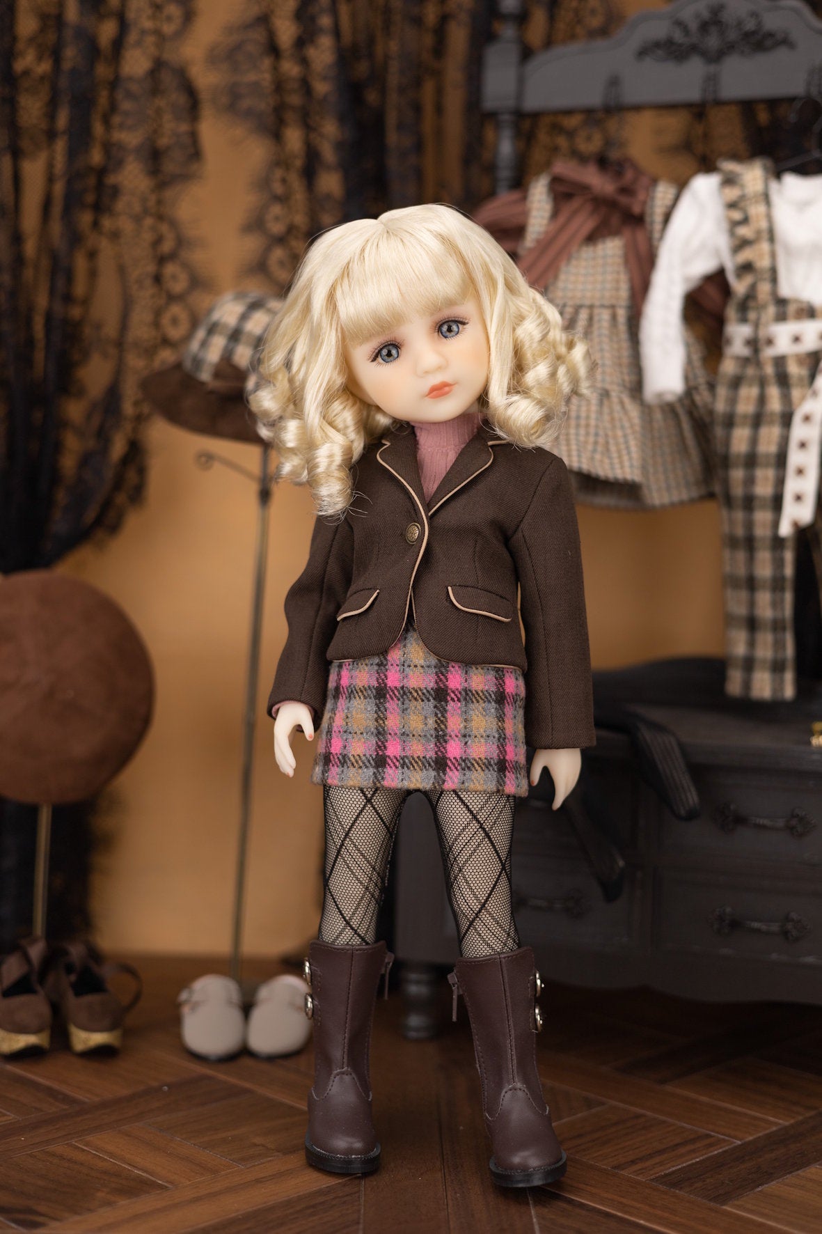 Ruby Red Fashion Friends - Premium Collectible Dolls